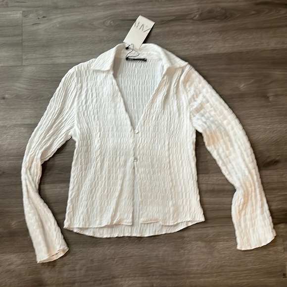 Zara | Tops | Ls Textured Blouse White | Poshmark